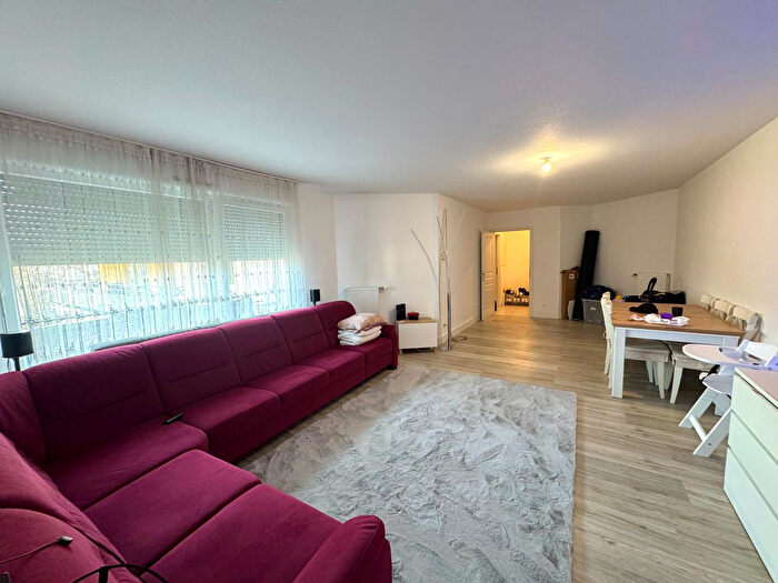 Appartement à vendre - Saint-Louis, Centre-ville - 3 pièces - 2 chambres