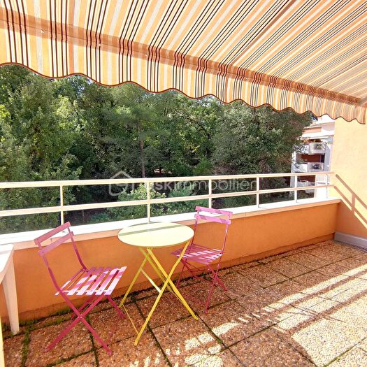 Appartement à vendre - Vence, La Sine, La Plus Basse Sine - 2 pièces - 1 chambre