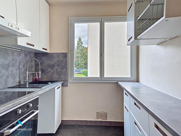 Appartement à louer - Chamalières, Les Roches - 4 pièces - 2 chambres