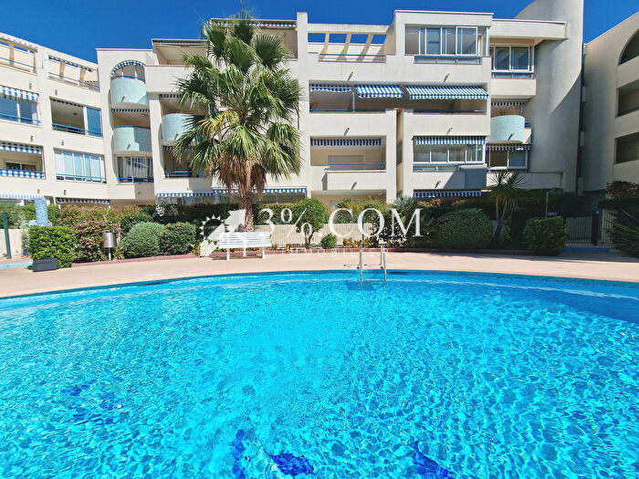 Appartement à vendre - Saint-Raphaël, Boulouris - 2 pièces - 1 chambre