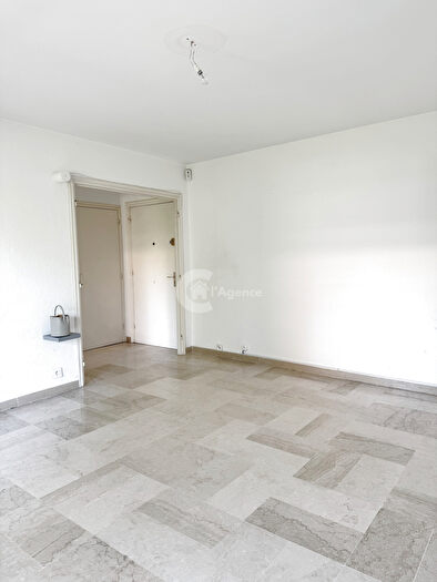 Cagnes-sur-Mer, Les Canebiers : Appartement 2 pièces à vendre