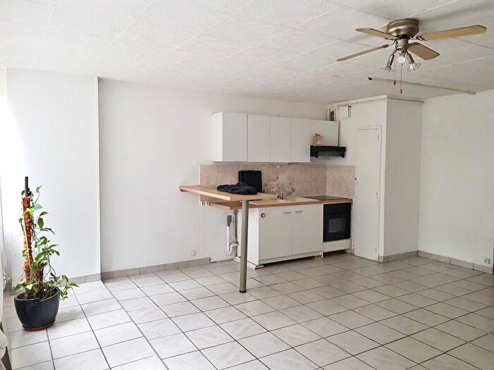 Appartement 2 pièces à Marseille 15ème, Saint-Antoine, à vendre
