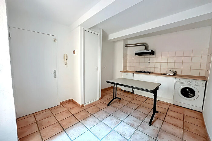 Appartement 2 pièces à Salon-de-Provence, Centre-ville, à louer