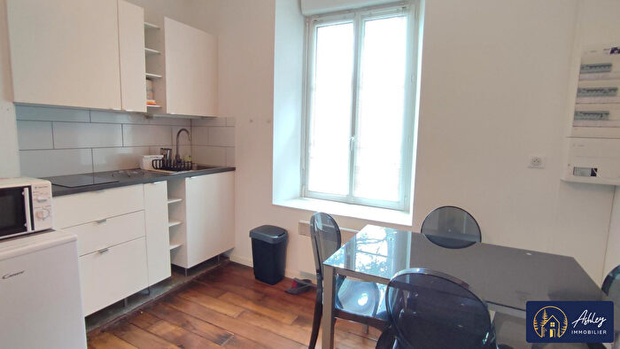 Appartement à louer - Neuvic - 2 pièces - 1 chambre
