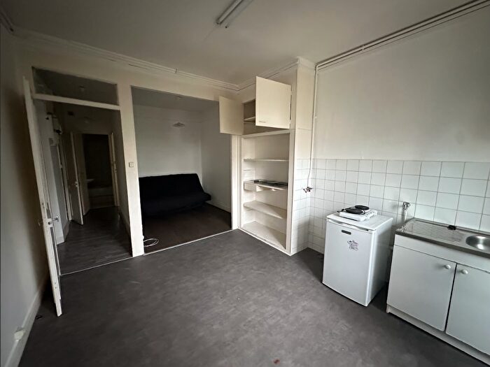 Appartement à vendre - Lyon e , Jean Macé - 2 pièces - 1 chambre