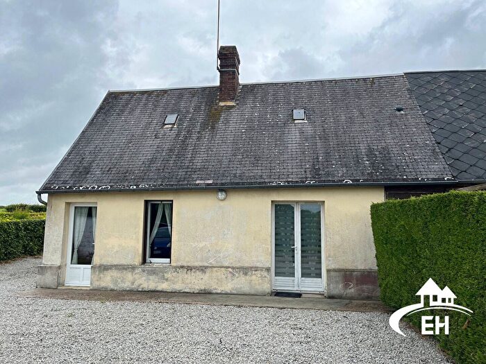 Maison 2 pièces à Saint-Symphorien-des-Bruyères, à louer