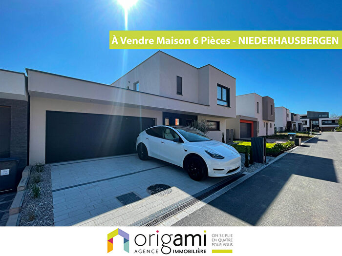 Maison à vendre - Niederhausbergen - 6 pièces - 4 chambres