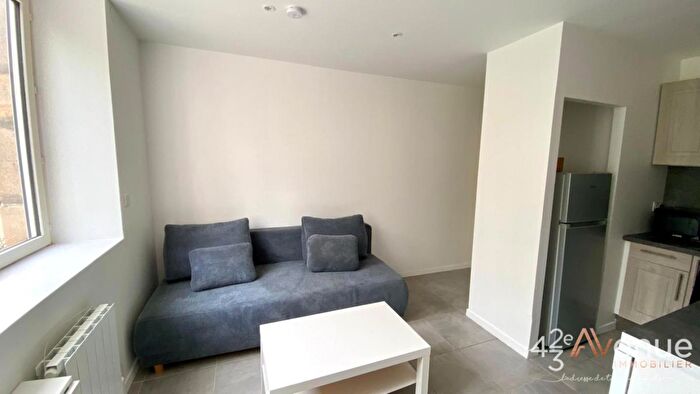 Appartement à louer - Saint-Étienne, Saint-Roch, Vivaraize, Valbenoite, Centre Deux - 1 pièce