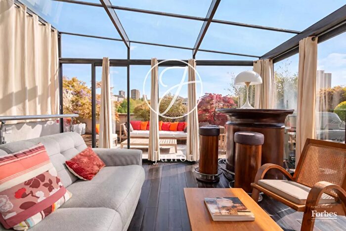 Appartement 4 pièces à vendre à Paris 19ème
