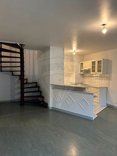 Appartement à louer - Nevers, Cathédrale, Jonction - 3 pièces - 1 chambre