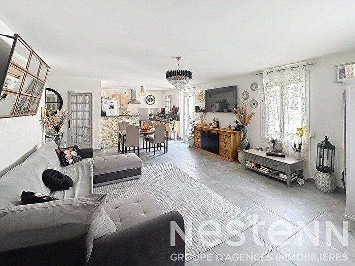 Maison 4 pièces à Beaucaire, Centre-ville, à vendre