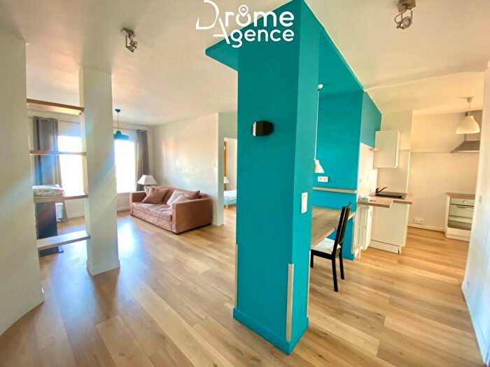 Appartement 2 pièces à Centre Ville, Valence, à louer