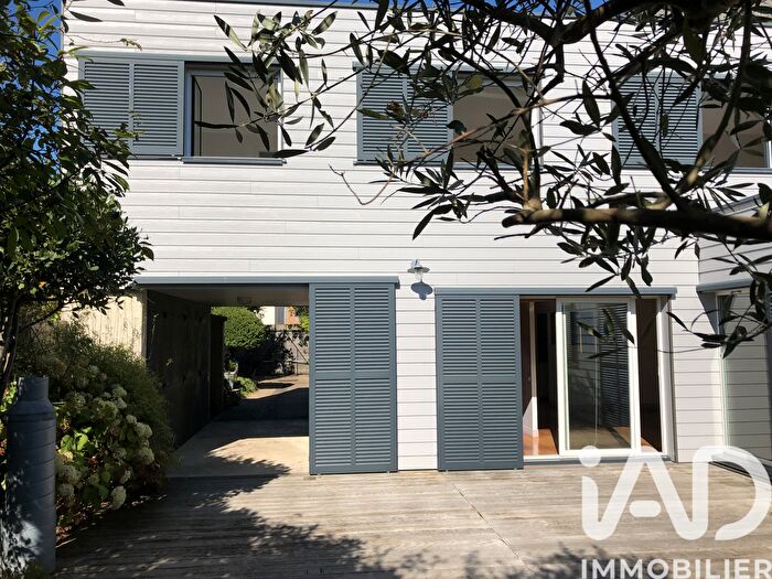 Maison à vendre - Chatou, Ouest - 6 pièces