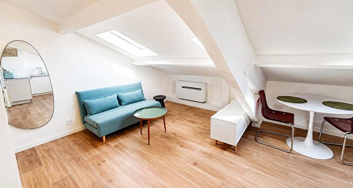 Appartement 1 pièce à louer - Nice, Vernier