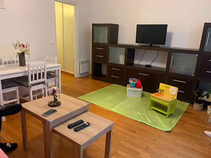 Appartement à vendre - Le Perray-en-Yvelines - 3 pièces - 2 chambres