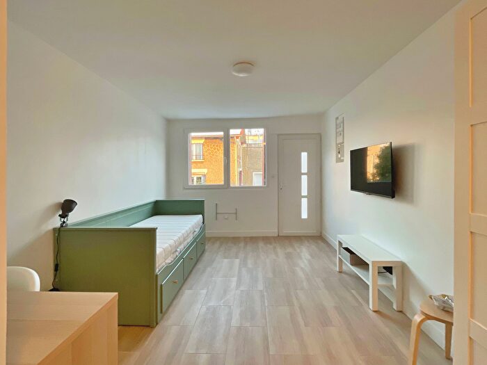 Appartement à louer - Saint-Maur-des-Fossés, Adamville - 1 pièce