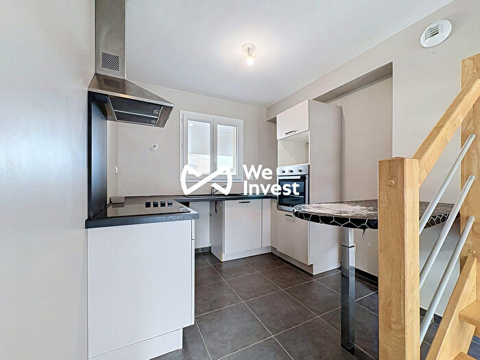 Maison 4 pièces à Artiguelouve, à vendre