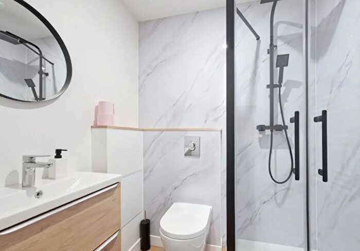 Appartement à louer - Villeurbanne - 2 pièces - 1 chambre