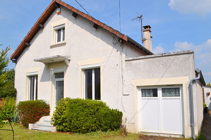 Maison à louer - Châtellerault, Ozon - 4 pièces - 3 chambres
