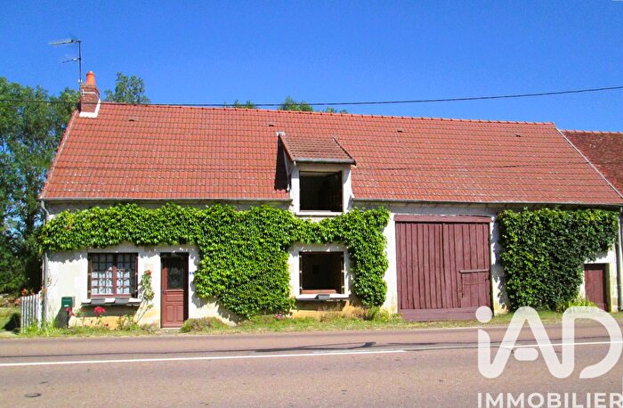 Maison à vendre - Varennes-lès-Narcy - 5 pièces - 4 chambres