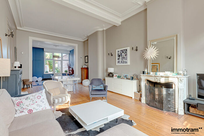 Maison à vendre - Roubaix - 7 pièces - 6 chambres