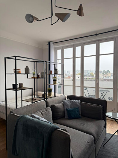 Appartement à louer - Paris e  - 1 pièce