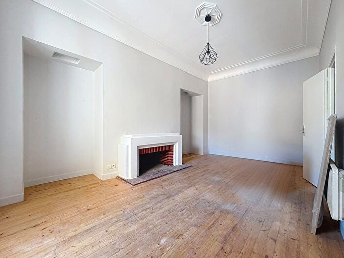 Cahors, Centre-ville : Appartement 1 pièce à louer