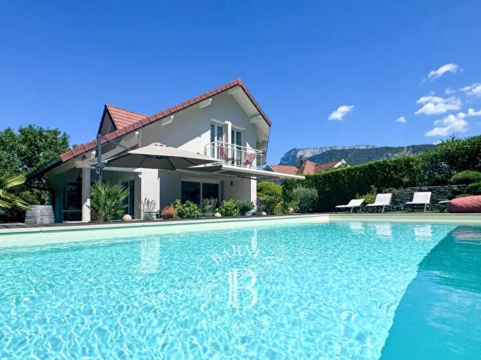 Maison 6 pièces à Annecy-le-Vieux, Annecy-le-Vieux Est, à vendre