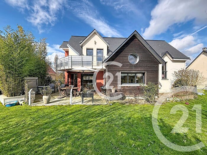 Maison à vendre - La Neuville-Chant-dOisel - 7 pièces - 4 chambres