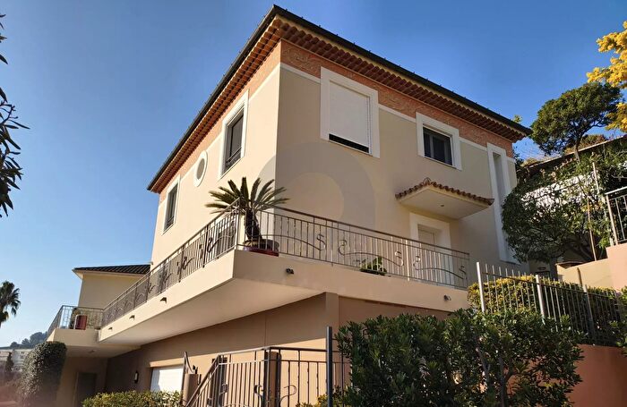 Maison à vendre - Menton, Haut Borrigo, Saint-Paul-Garavan, Vallée de Gorbio - 4 pièces - 3 chambres