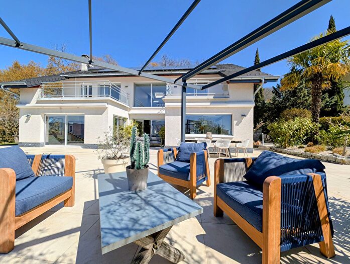 Maison à vendre - Pugny-Chatenod - 5 pièces - 4 chambres