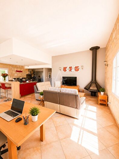 Saint-Loubès - Maison 5 pièces à vendre