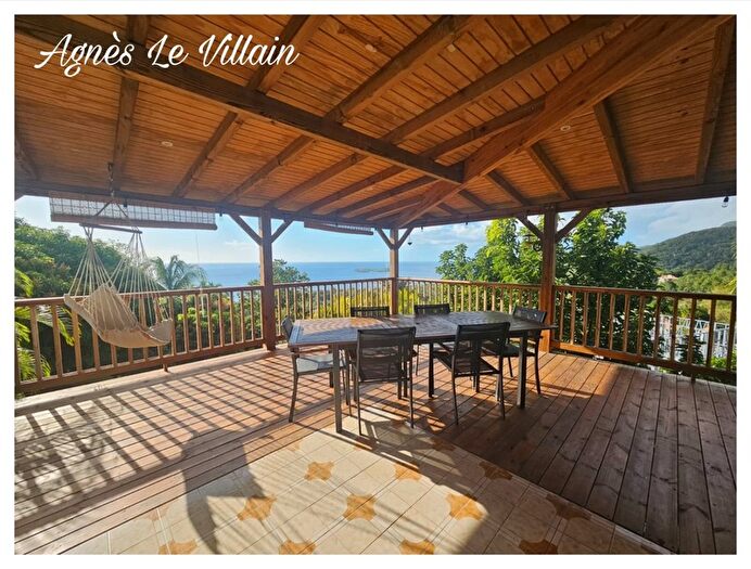 Maison 5 pièces à Bouillante, à vendre