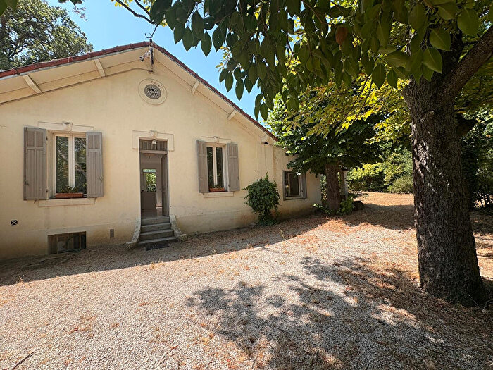 Maison à vendre - Aix-en-Provence, Pont de lArc - 5 pièces - 3 chambres