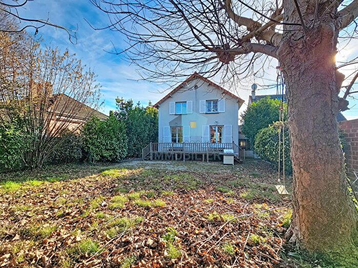 Maison à vendre - Brunoy - 9 pièces - 4 chambres