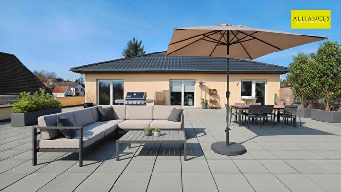 Maison à vendre - Zimmersheim - 7 pièces - 4 chambres