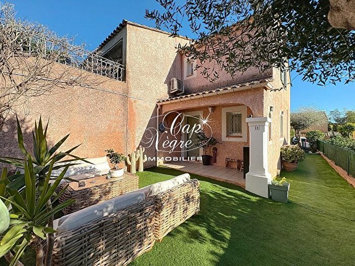 Maison 5 pièces à Cavalaire-sur-Mer, Castillane, Vivards, Roseraie, Rigaud, Cros de Mouton, à vendre