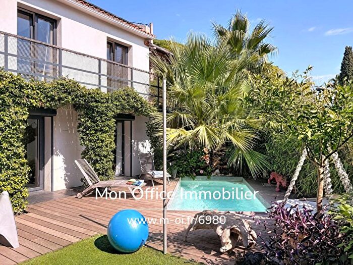 Maison 5 pièces à vendre à Cavalaire-sur-Mer, Castillane, Vivards, Roseraie, Rigaud, Cros de Mouton
