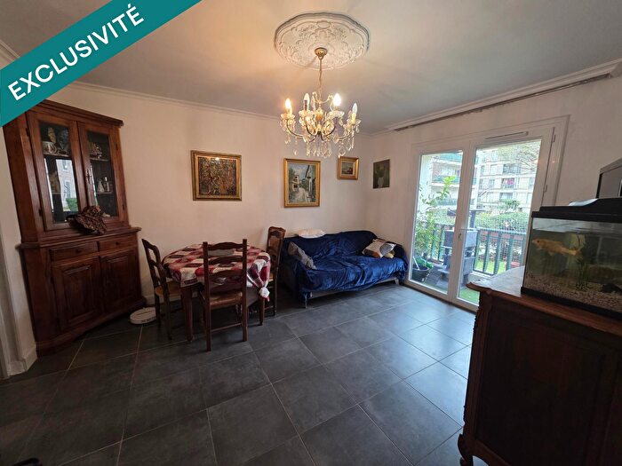 Appartement à vendre - Marseille e , Saint-Julien - 3 pièces - 2 chambres