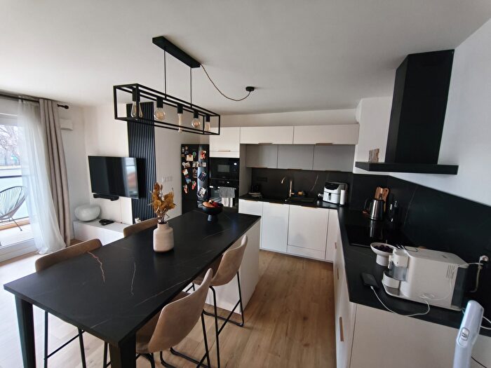 Appartement à vendre - Nîmes, Route dArles - 3 pièces - 2 chambres