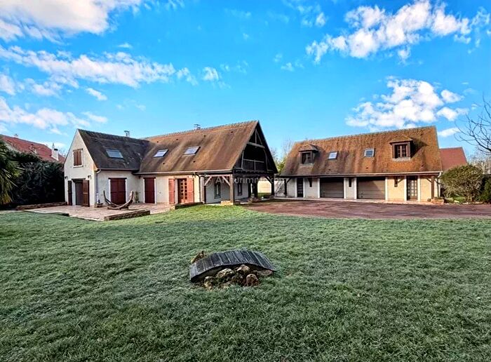 Maison à vendre - Cély - 11 pièces - 6 chambres