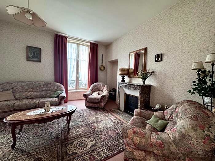 Appartement à vendre - Nevers, Centre-ville - 3 pièces - 3 chambres