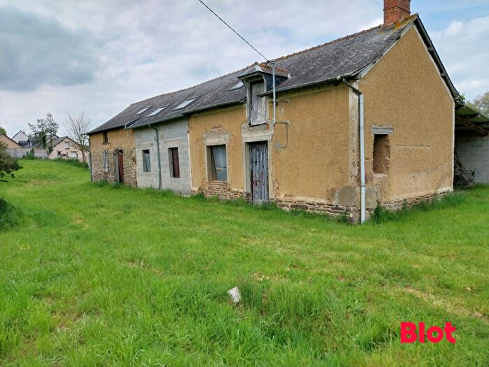 Maison à vendre - Bréal-sous-Montfort - 1 pièce - 1 chambre