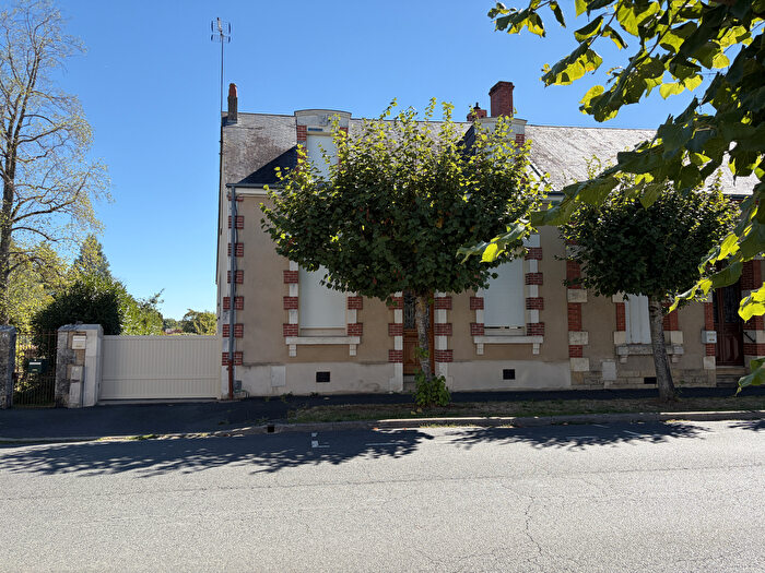 Maison 7 pièces à La Châtre, à vendre