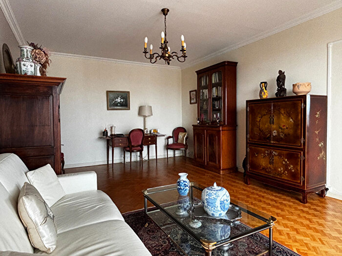 Appartement à vendre - Avrillé, Parc de la Haye, Val dOr, Pépinières - 3 pièces - 2 chambres