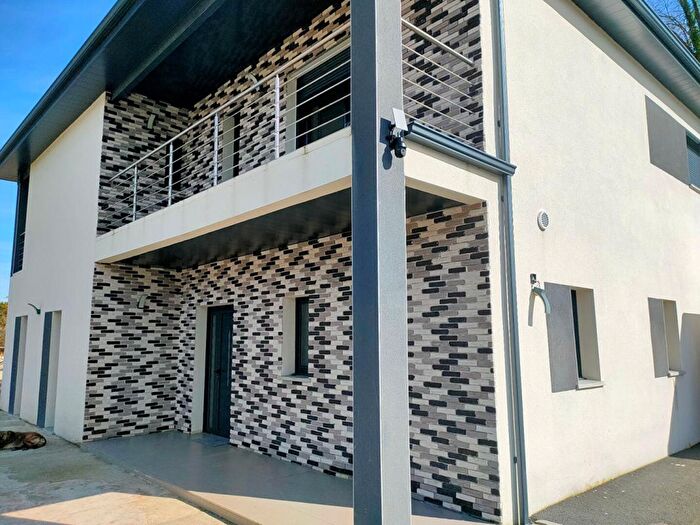 Maison à vendre - Sainte-Eulalie - 7 pièces - 5 chambres