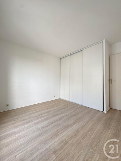 Brétigny-sur-Orge, Centre-ville : Appartement 3 pièces à louer