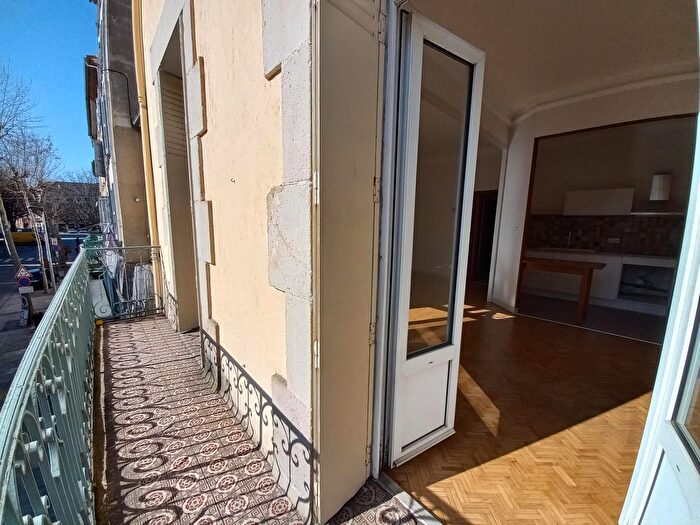 Appartement à louer - Millau, Jean Jaurès - 2 pièces - 1 chambre