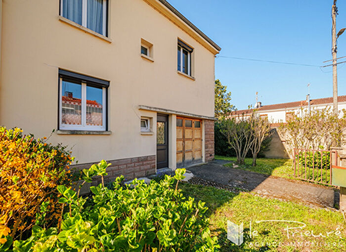 Maison à vendre - Saint-Juéry - 5 pièces - 4 chambres