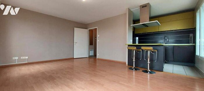 Appartement à louer - Margny-lès-Compiègne - 3 pièces - 2 chambres